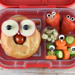 Quick & Easy Funny Face Bagel Packed Lunch Idea - Eats Amazing.